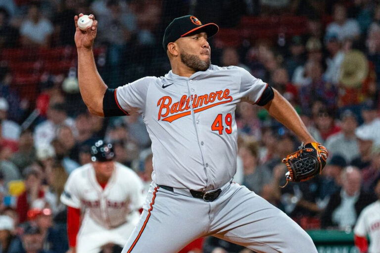 Albert Suárez competirá por un lugar en la rotación de los Orioles ...