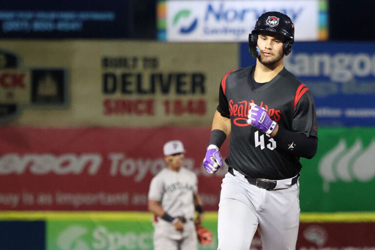 Leones adquirió al prospecto Josué Briceño en un cambio múltiple con ...